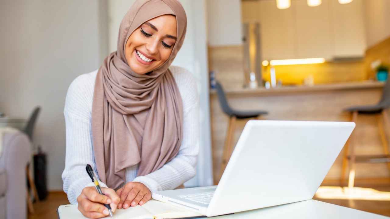 Becoming a Cloud Systems Administrator - Canadian College for Higher Studies