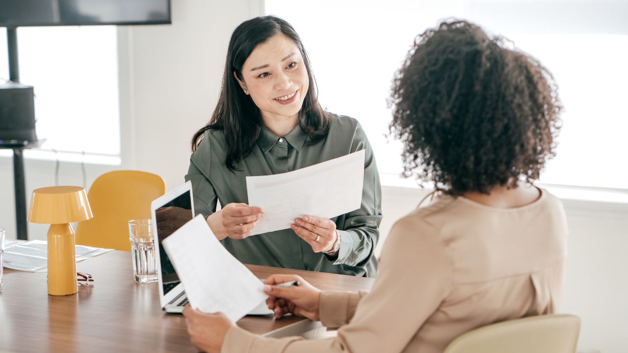 Canadian companies continue hiring - Canadian College for Higher Studies